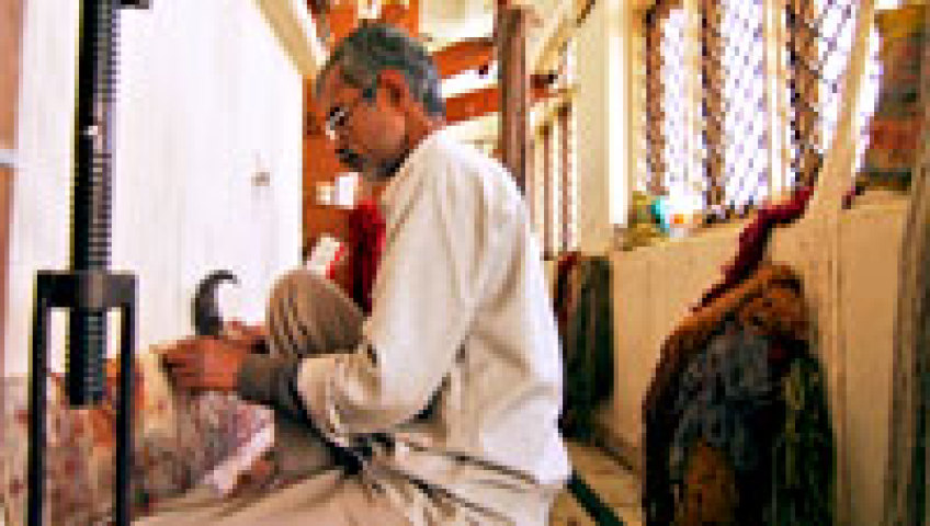 Islamic Art: Mirror of the Invisible World | KET